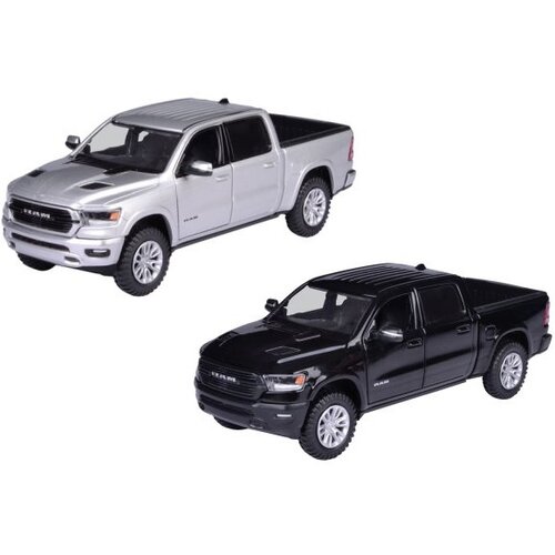 Metalni auto R/C 1:24 Ram 1500 Crew Cab Laramie | ePonuda.com